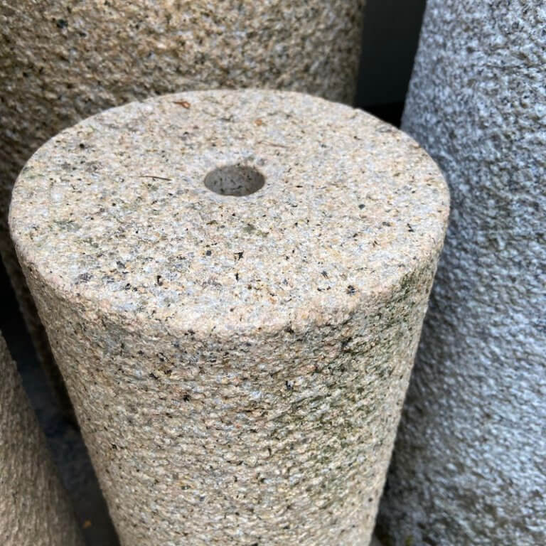 Cylinder water feature - Contemporary water feature