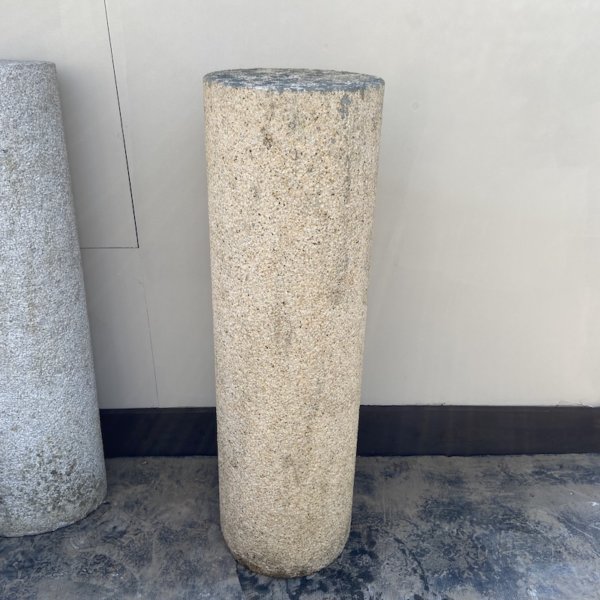 Large Cylinder water feature - Contemporary water feature