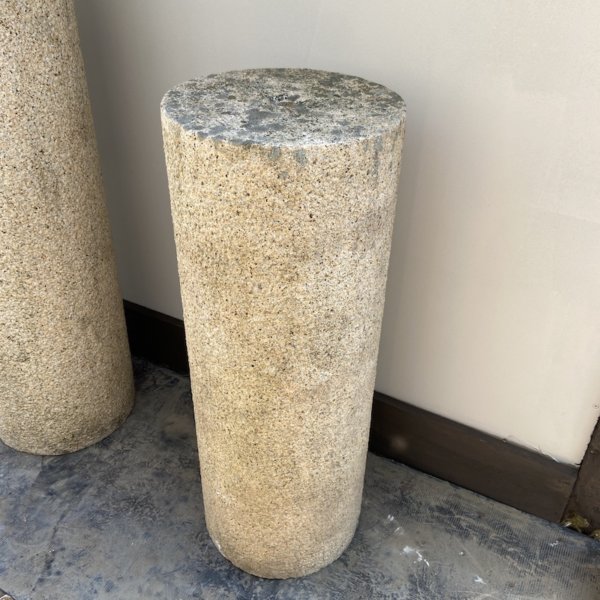 Large Cylinder water feature - Contemporary water feature
