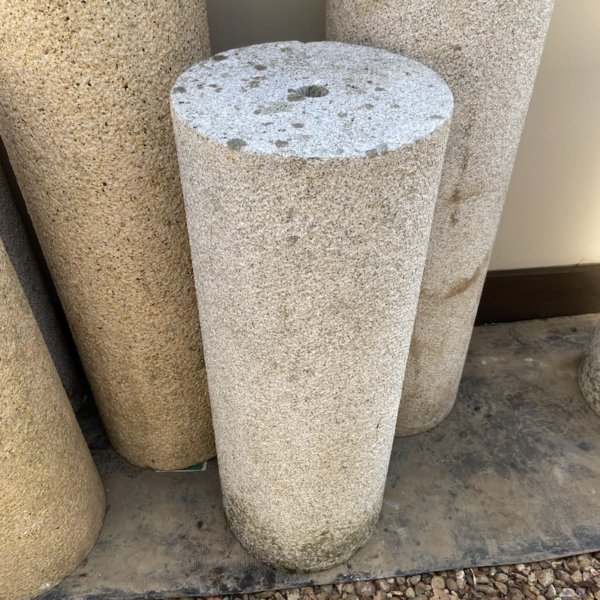 Large Cylinder water feature - Contemporary water feature