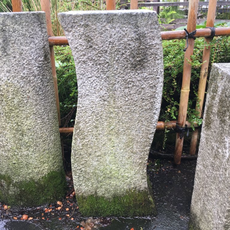 S-shape water feature - Contemporary water feature